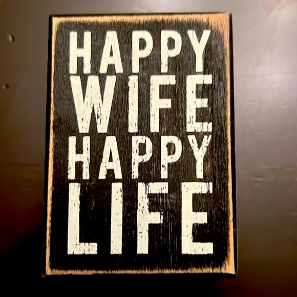 Accents | Happy Wife Happy Life Table Sign | Poshmark